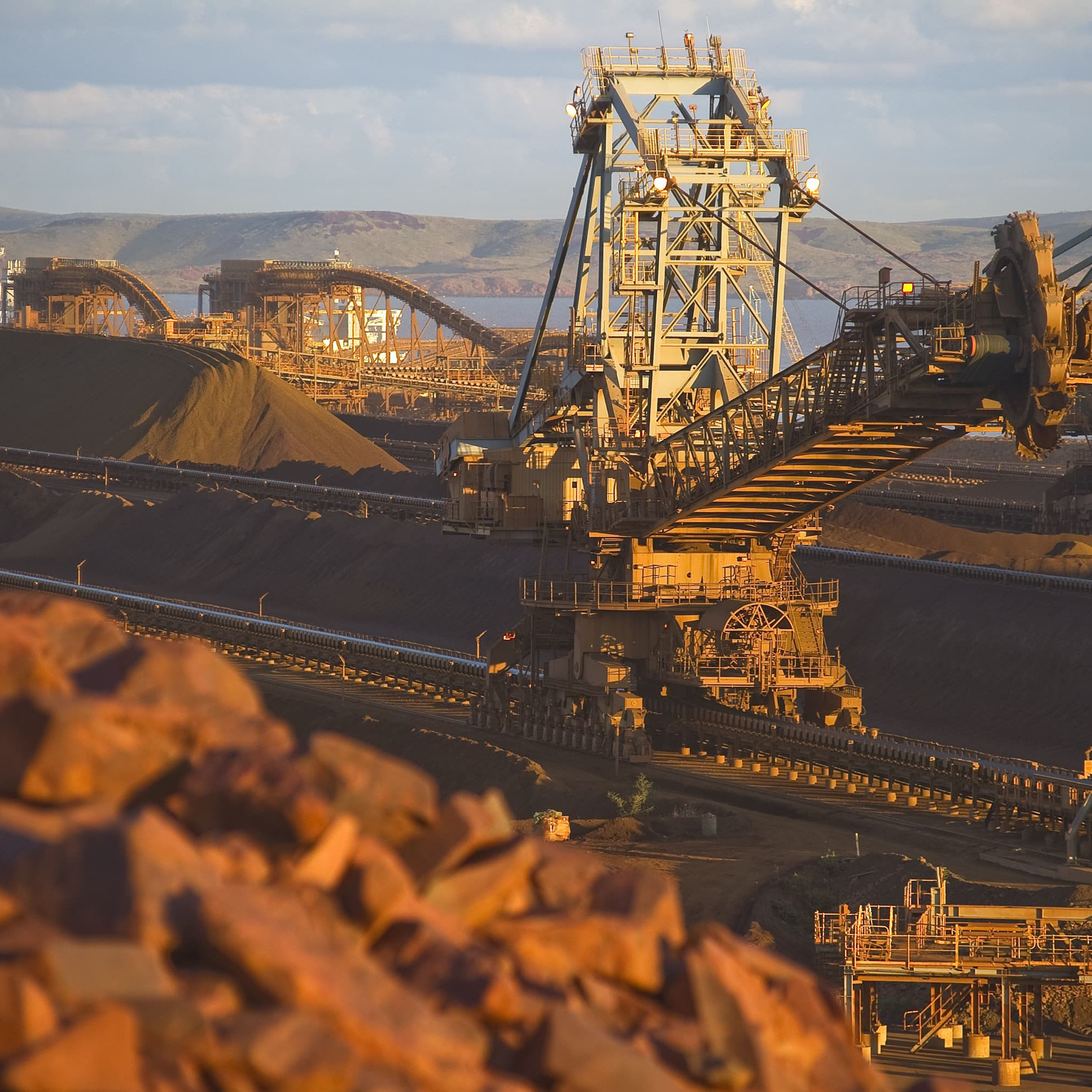 Bulk Material Handling System and Equipment - TechSolutions